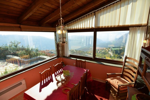 Delphi - Arachova stone made Villa with Panoramic view - See Greece